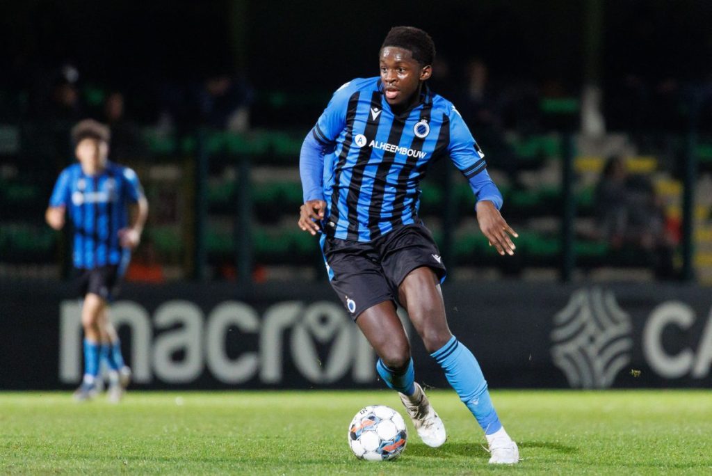 Tiểu Sử Cầu Thủ Noah Mbamba - Hậu Vệ Trẻ Tiềm Năng Của Bỉ